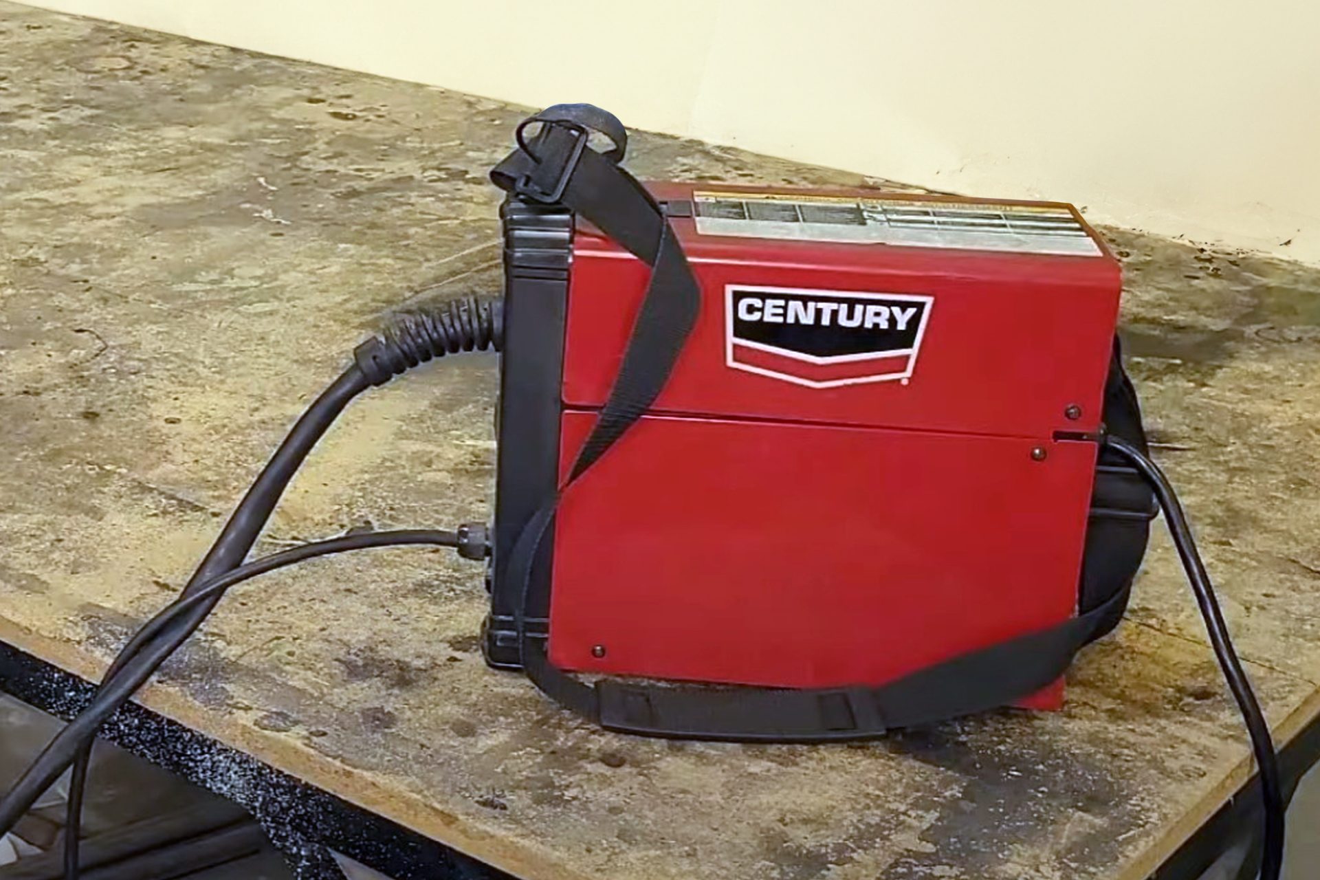 Lincoln Electric (Century) FC 90 Flux Core Welder [2023 Review ...